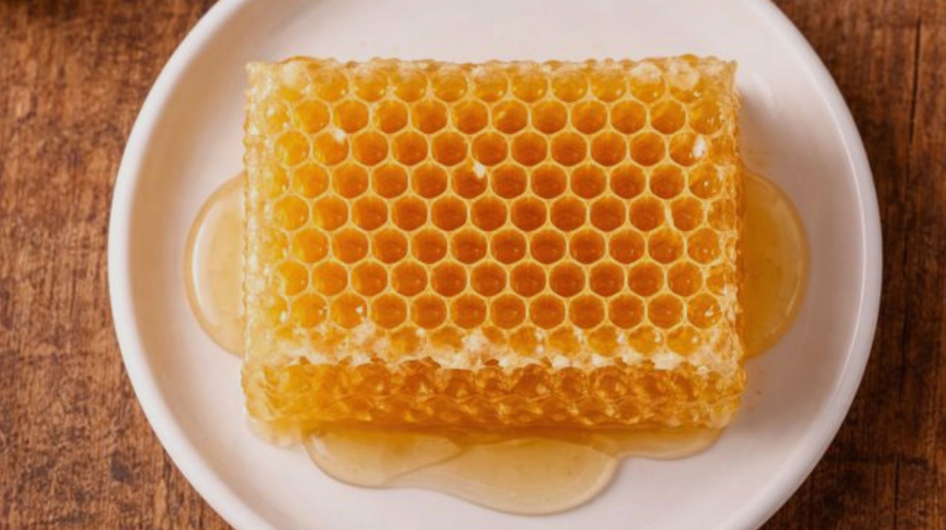 12 Delicious Ways to Eat Honeycomb – Ames Farm Single Source Honey